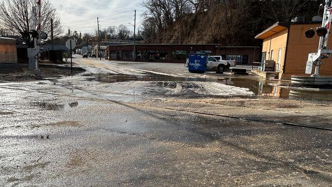 Asheville water crews respond to line breaks Thursday morning