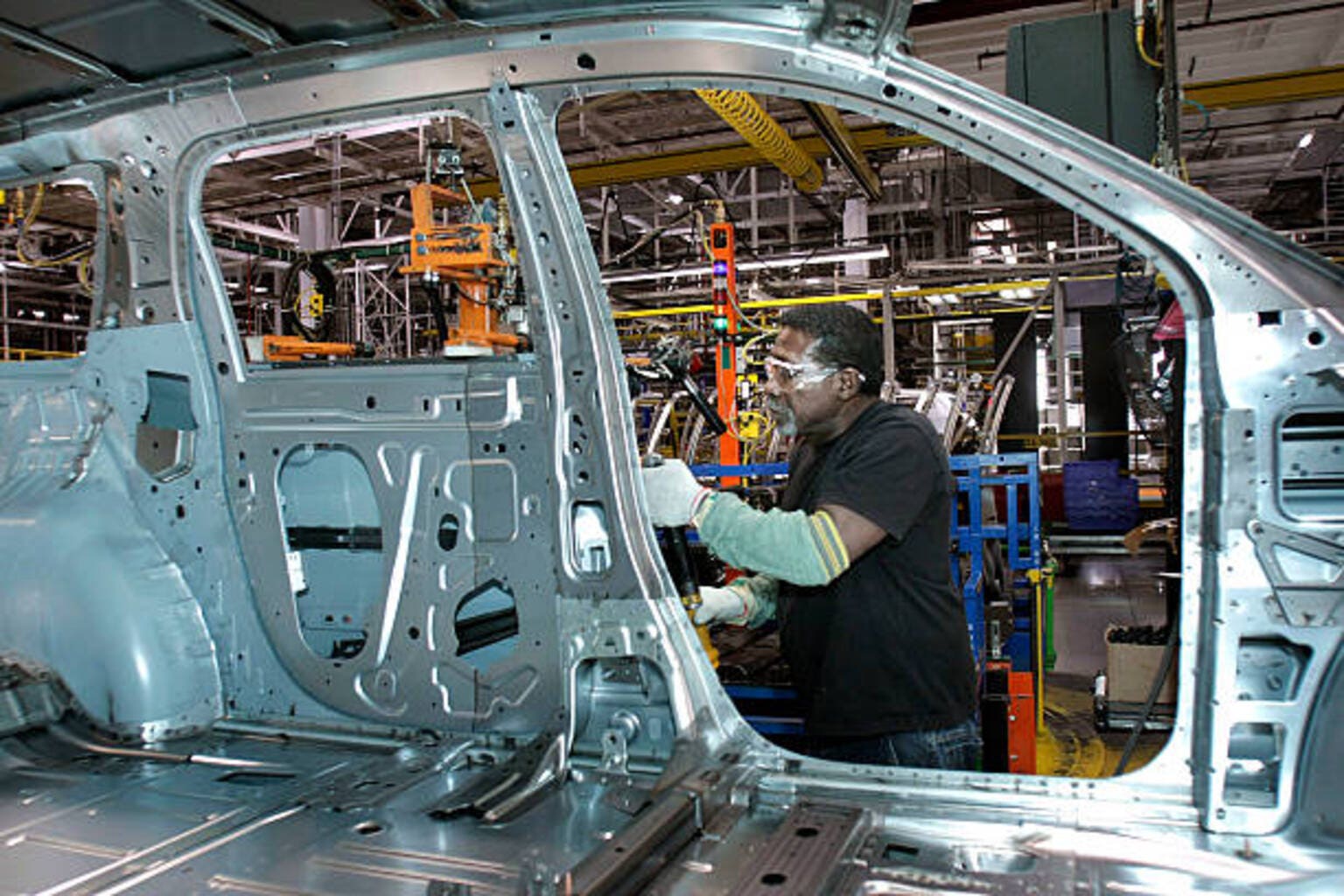 General Motors investing in US workforce to begin production of new ...