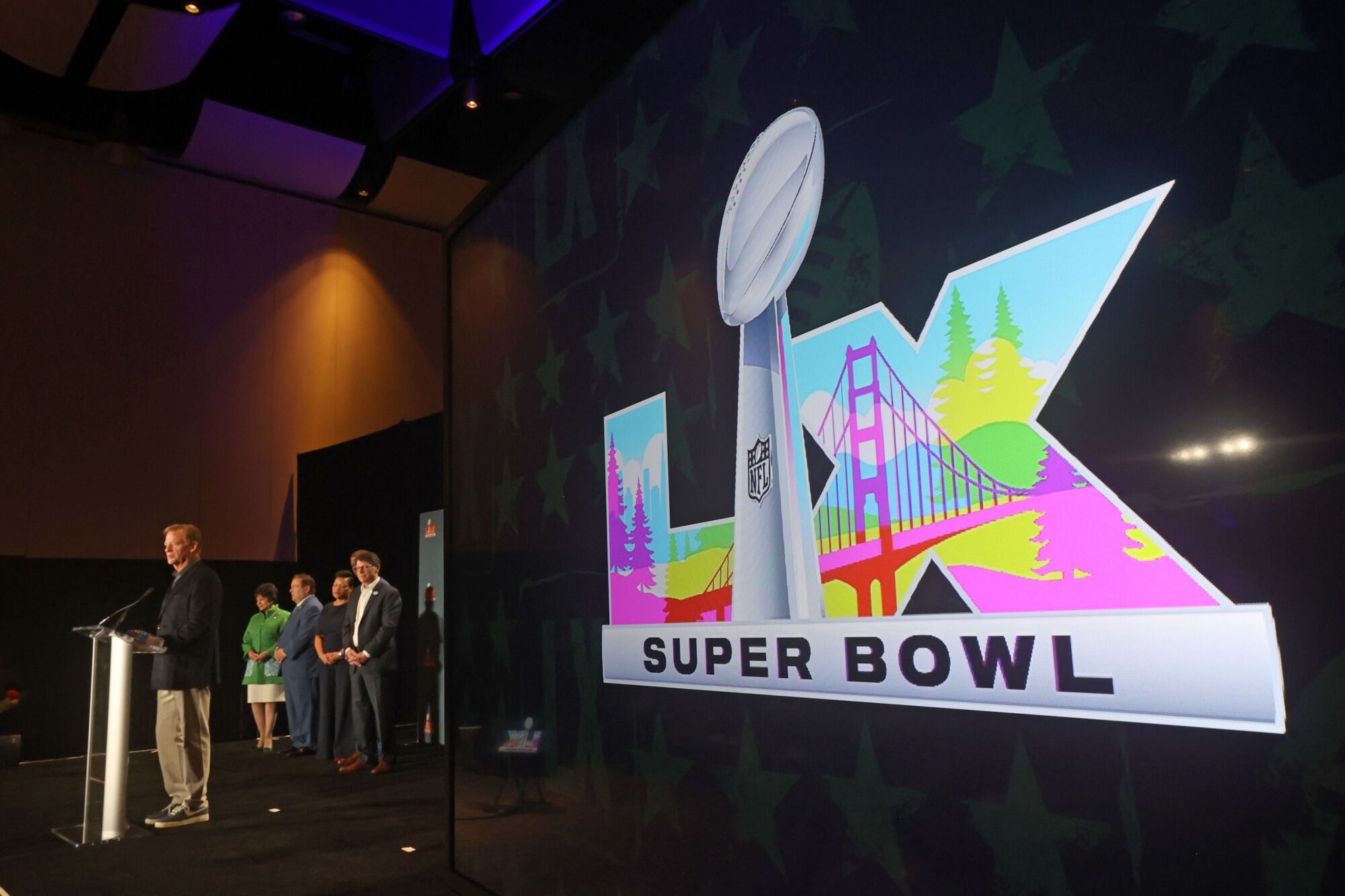 Super Bowl ad rates hit $10 million for 30-second spot, NBC says