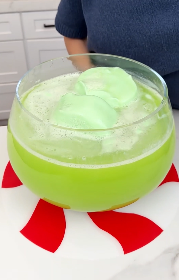 I make a refreshing lime punch everyone loves