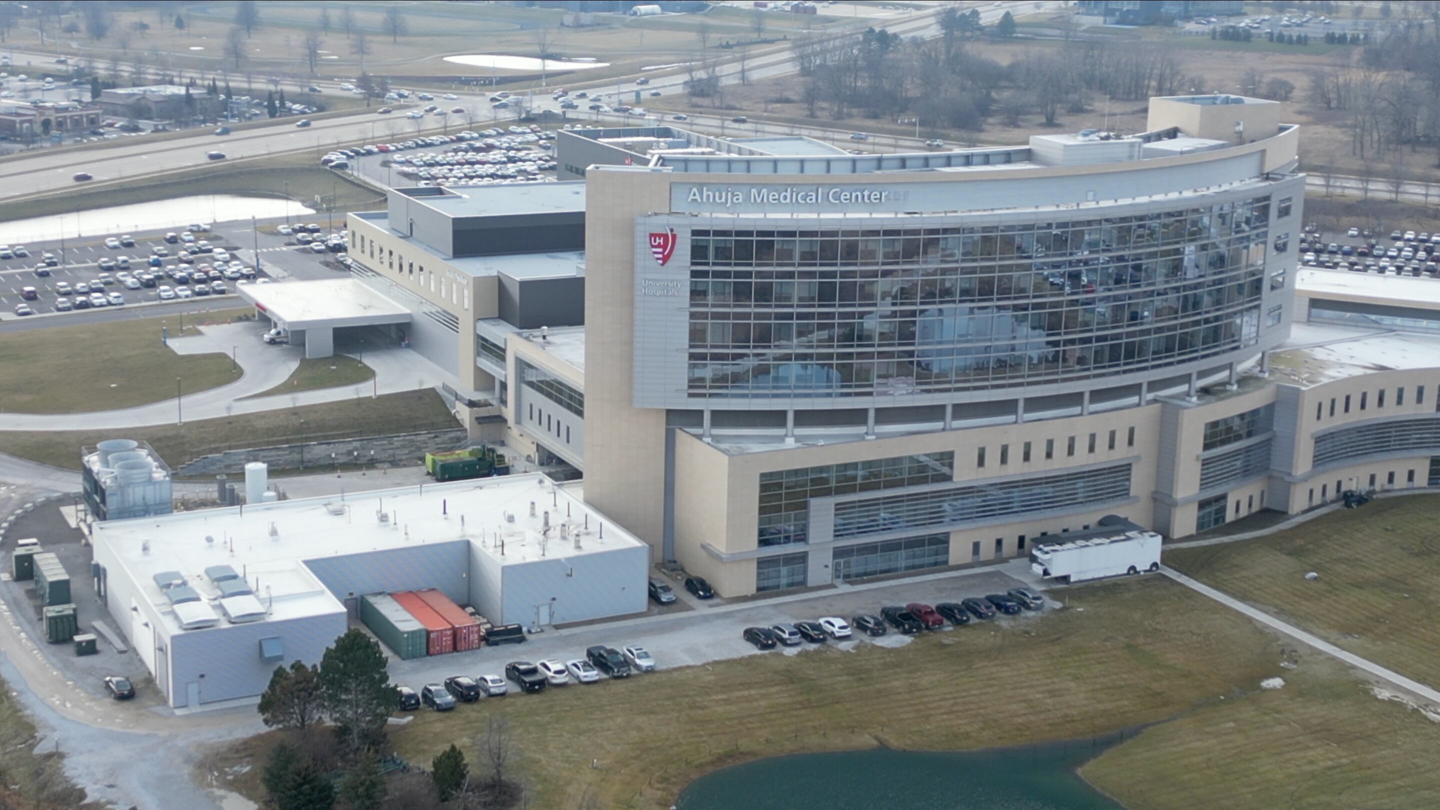 New kidney stone treatment clinic opens at UH Ahuja Medical Center