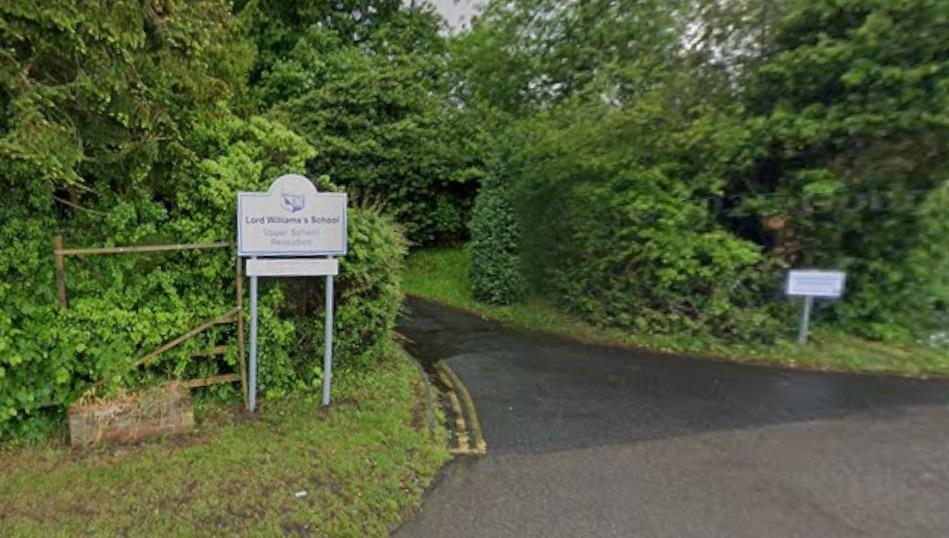 Work starts on £800k security upgrades at Lord Williams's School in Thame