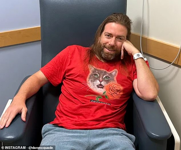 Tributes pour in as popular Philadelphia sports writer dies at 43