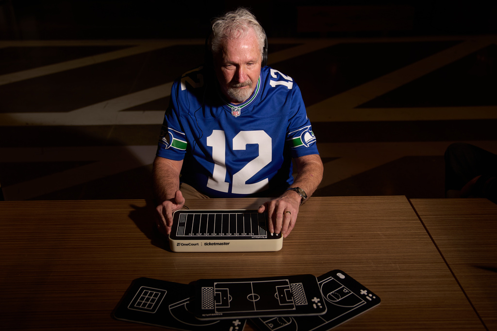 Some blind fans to experience Super Bowl with tactile device that ...