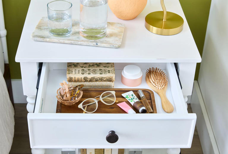 How to clean your room in 10 simple steps for a restful retreat