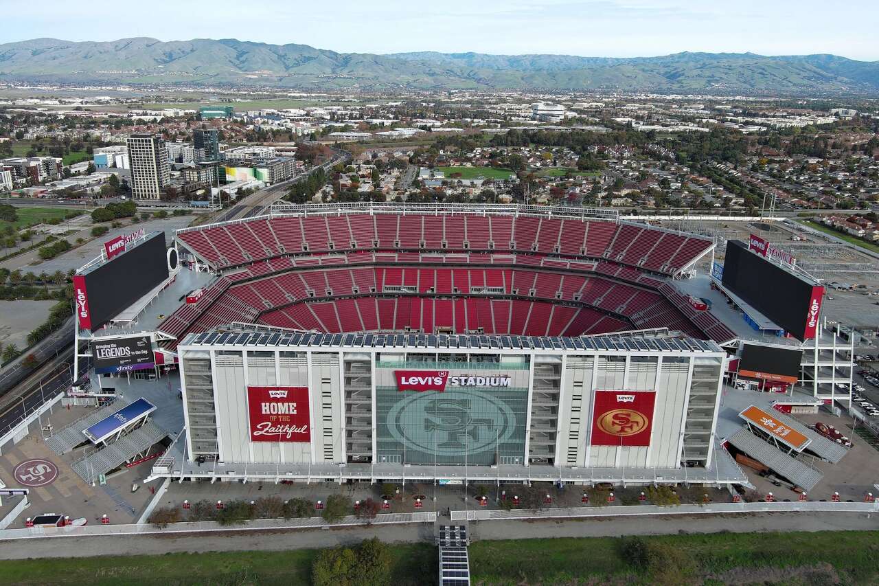 No one will confirm viral podcast quote about ICE at Super Bowl