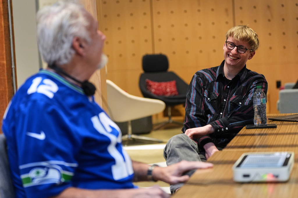 Some blind fans to experience Super Bowl with tactile device that ...