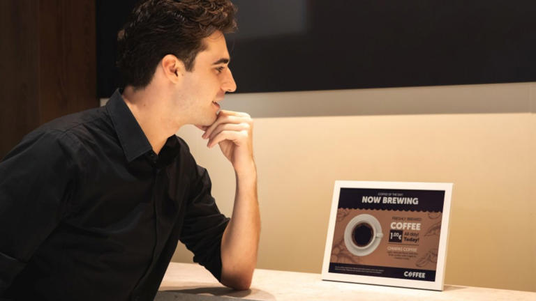 Samsung just announced a color e-reader made of plankton — no, I’m not ...