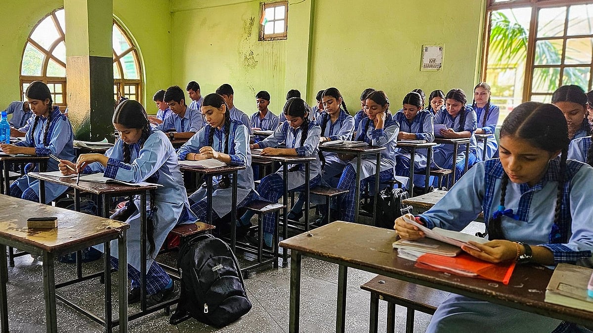 Need to retain students beyond class 8; economic survey supports open ...