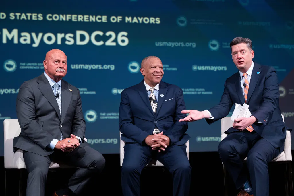 Bipartisan mayors summit centers concerns on ICE: ‘There is a lack of ...