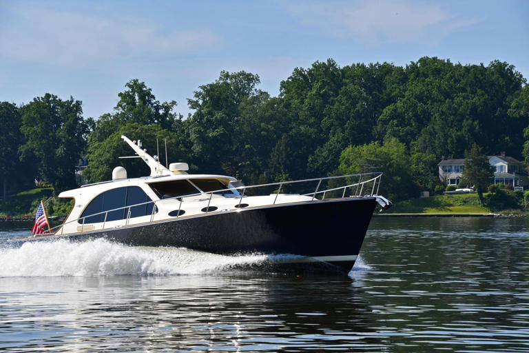 For sale: Palm Beach PB52