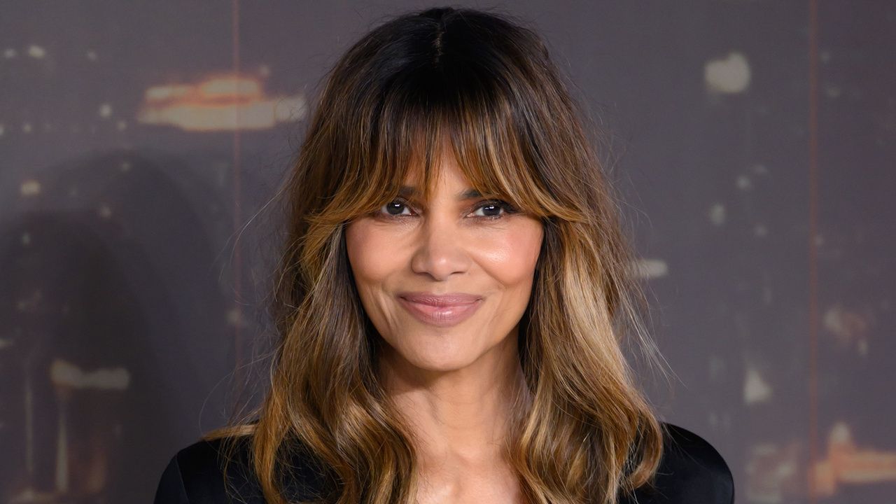Halle Berry’s stunning Crime 101 premiere dress is definitely not a ...