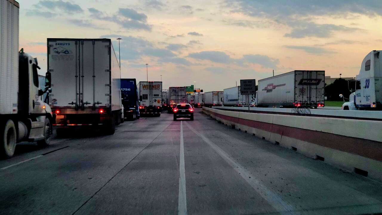 Outlook: Laredo police to add traffic resources, expand enforcement in 2026