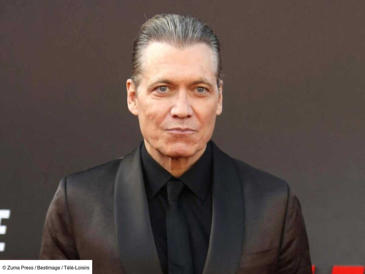 « J'ai fait un séminaire avec Anthony Robbins » : Holt McCallany nous ...