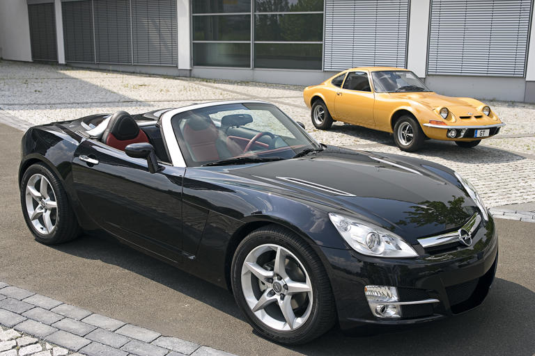 Opel ricorda i vent’anni della GT spider, la sportiva che divenne ...