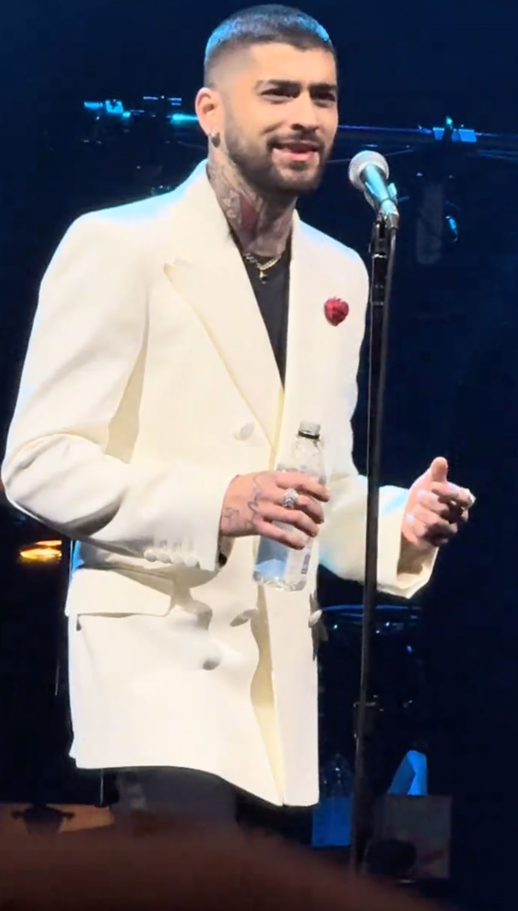 Zayn Malik shades Harry Styles over concert ticket prices