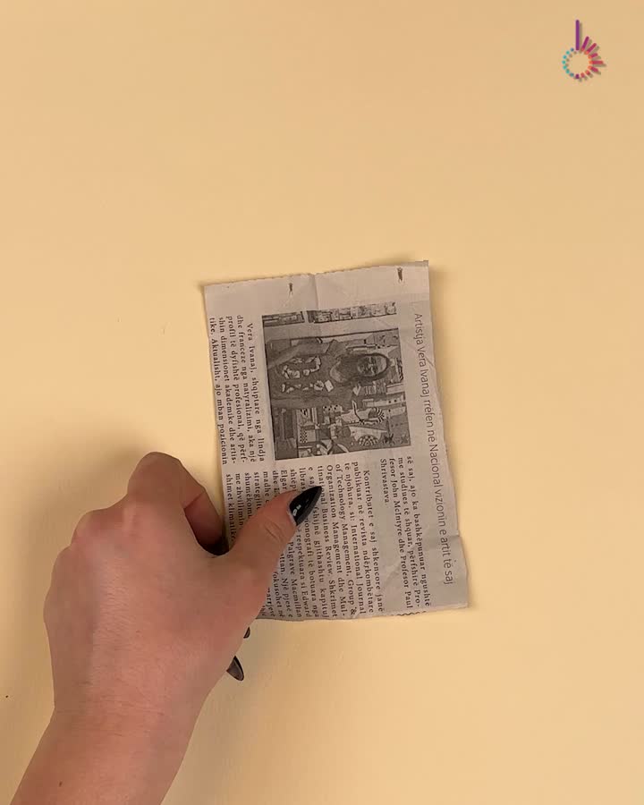 This paper flower is everything 💐🖤