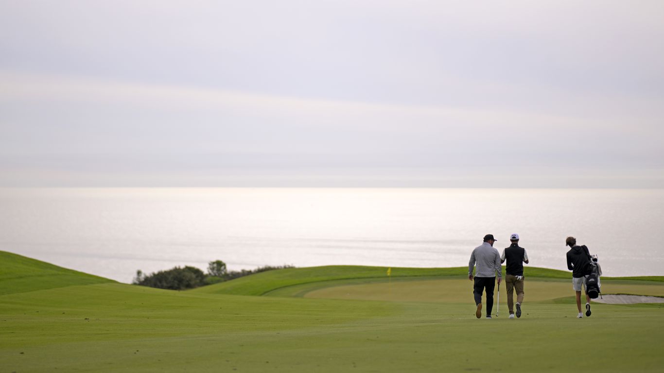 Farmer's Insurance Open tees off at Torrey Pines with Aztec alum in the ...