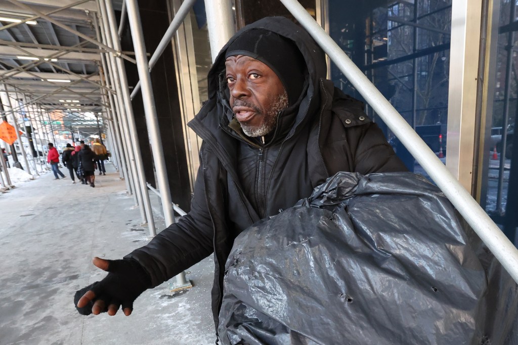 NYC homeless crisis lands right outside City Hall as vagrant notes ...