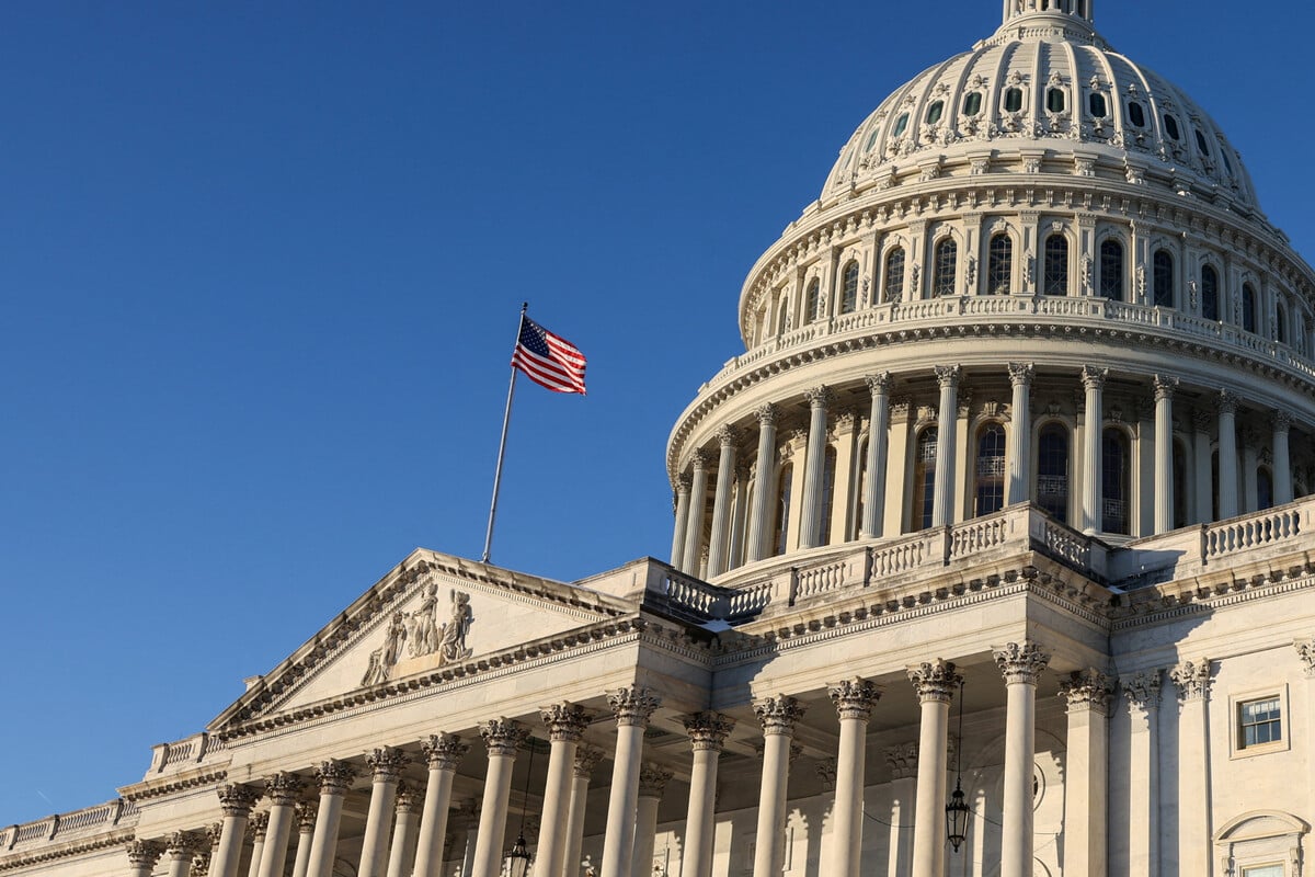 Government shutdown inches closer as Senate rejects spending bill