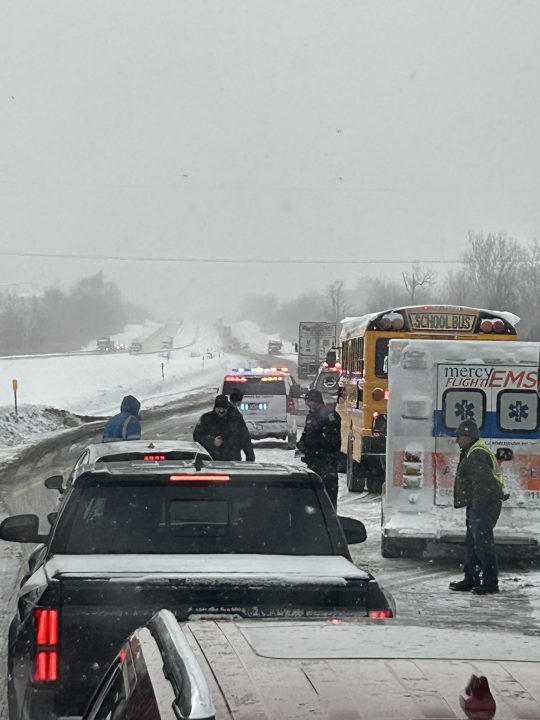 Nearly 30 vehicles involved in pileup on I-90 in Batavia