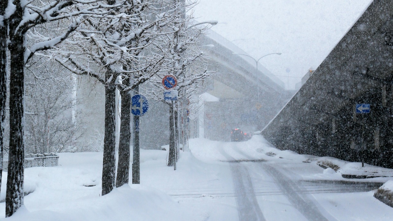 This winter is about to get brutal as snow line picks surprise losers