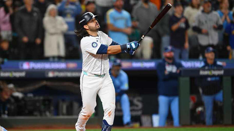 Red Sox star-studded options include Eugenio Suárez, more