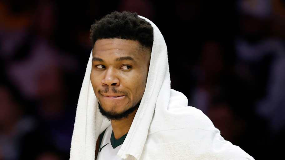 Knicks have a crystal clear (and still convoluted) path to Giannis trade