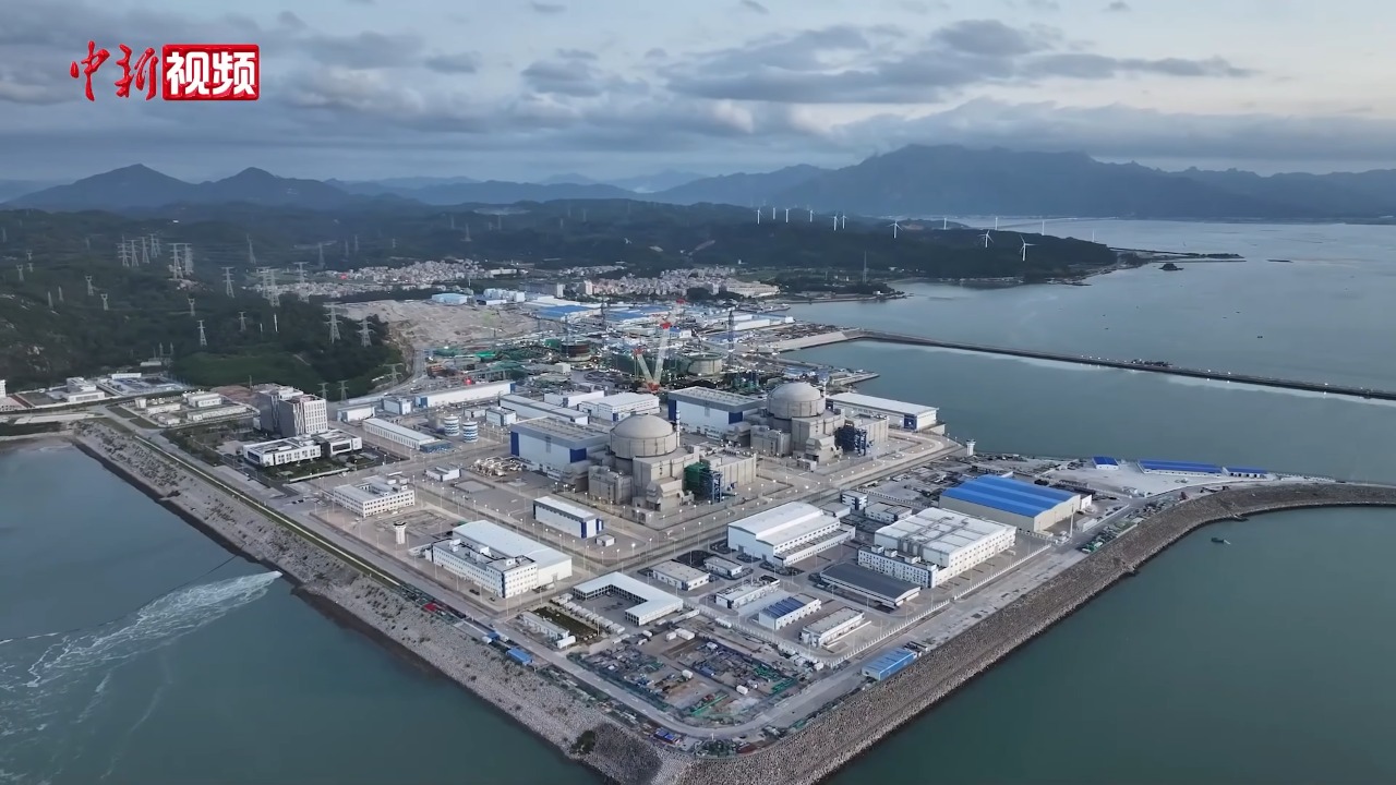 China installs steam generators at unit 3 of world’s biggest nuclear base