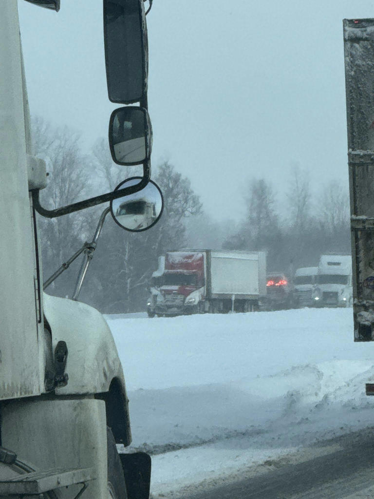 Nearly 50 car pileup shuts down NYS Thruway near Batavia