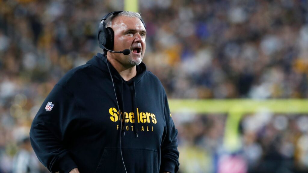 Steelers’ assistant coach reportedly poached by AFC contender