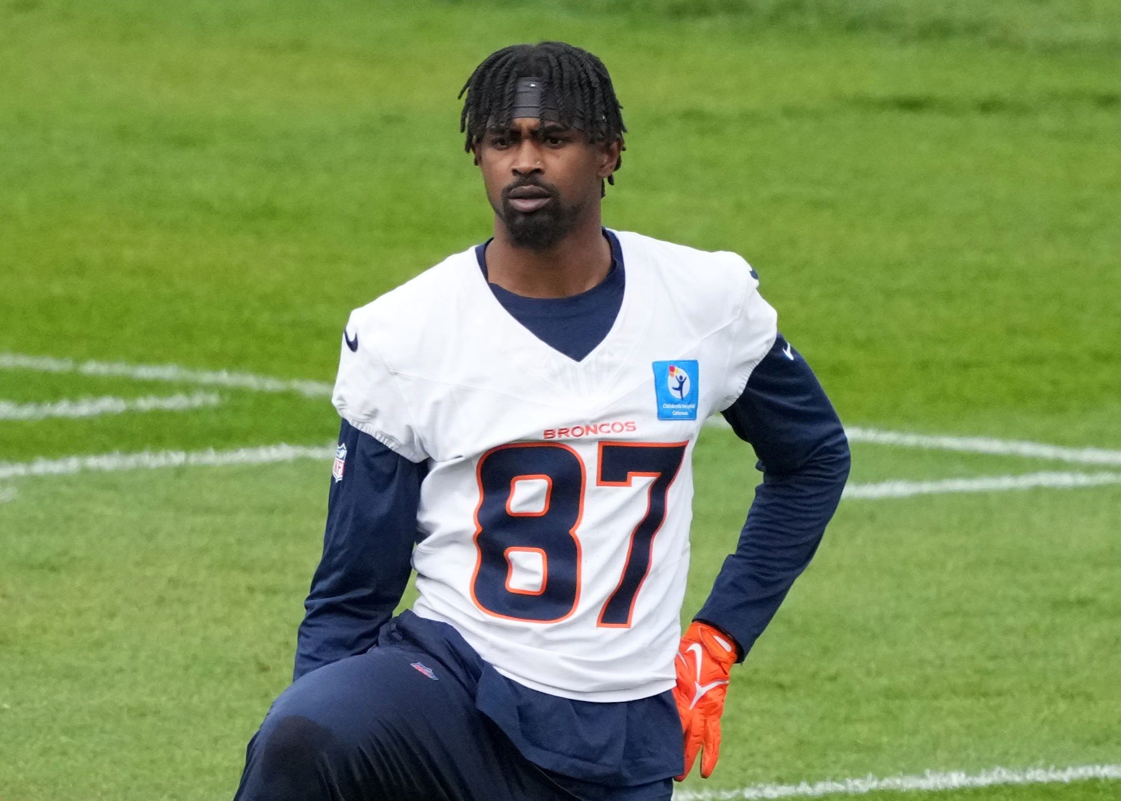 Ex-Broncos WR leaves team for fresh start with Steelers