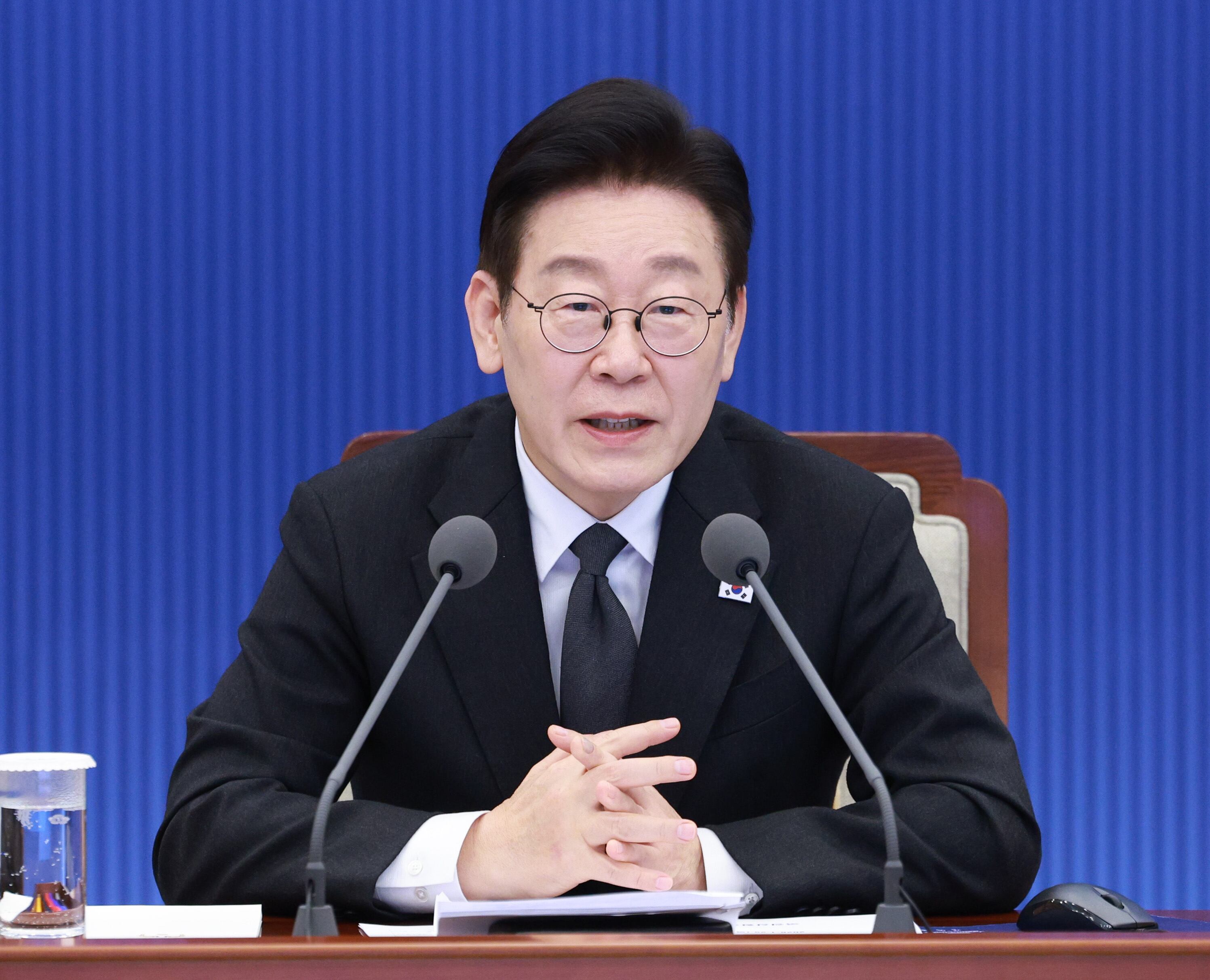 President Lee: Target Koreans, face ruin