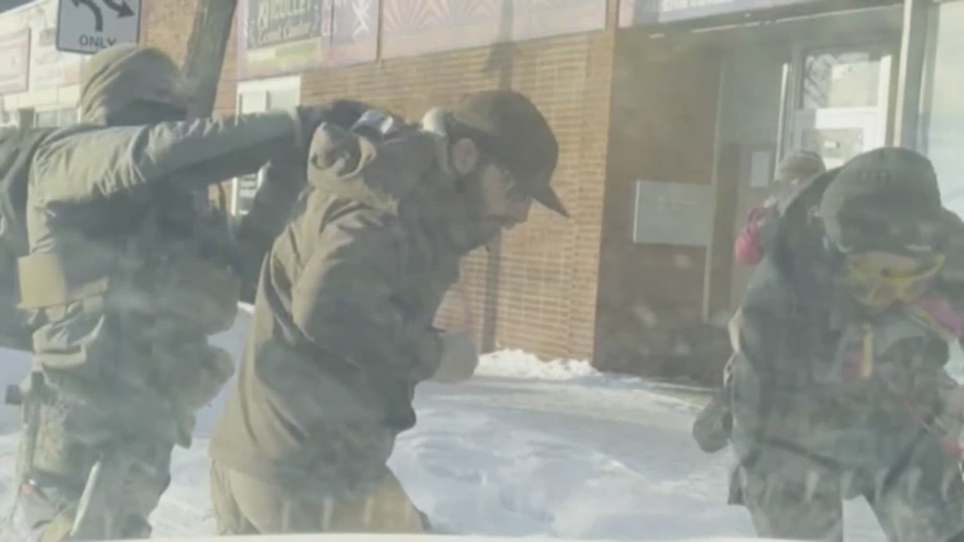 Earlier altercation video emerges in federal shooting death of Alex Pretti