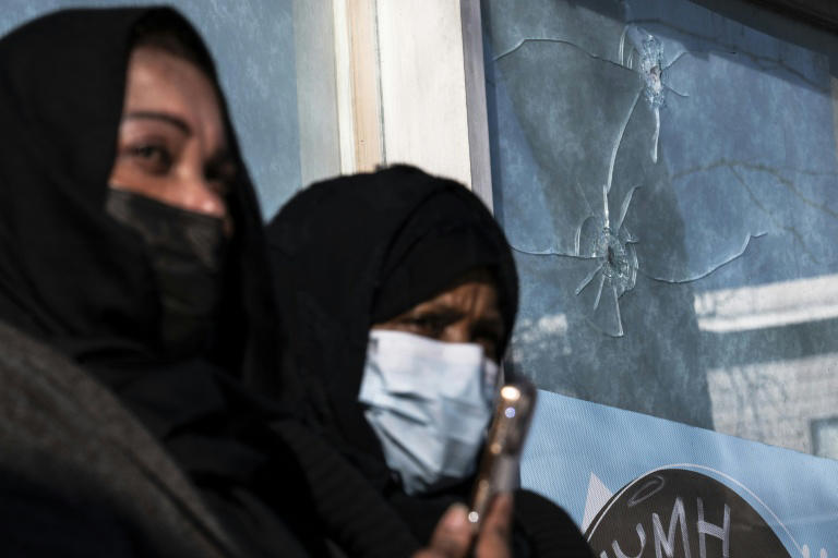 Minnesota Somalis organize house call care amid ICE raid fears