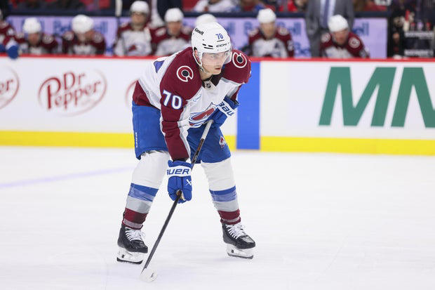 Colorado Avalanche ink defenseman Sam Malinski to 4-year extension