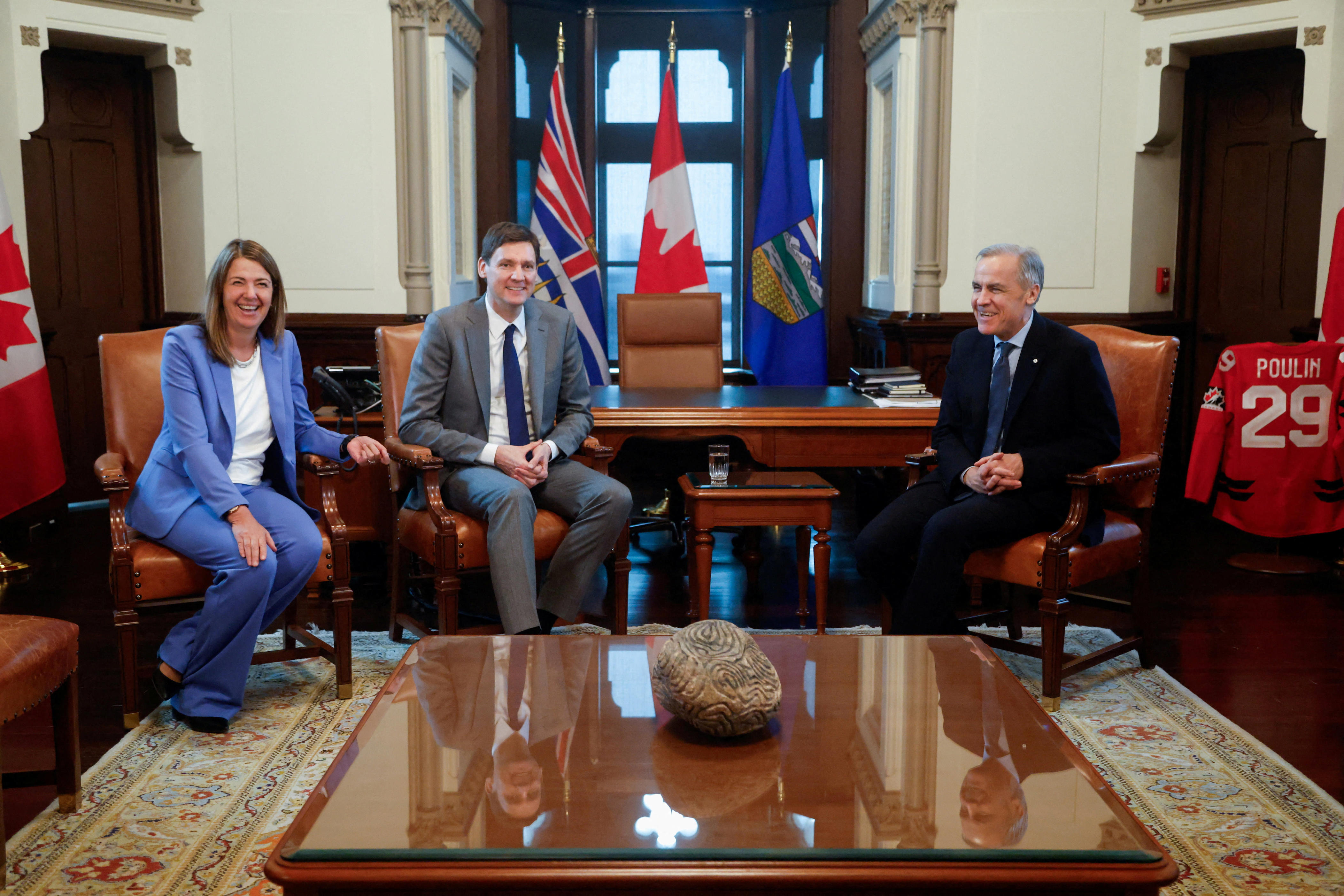 Trump officials meet group pushing for Alberta to gain independence ...
