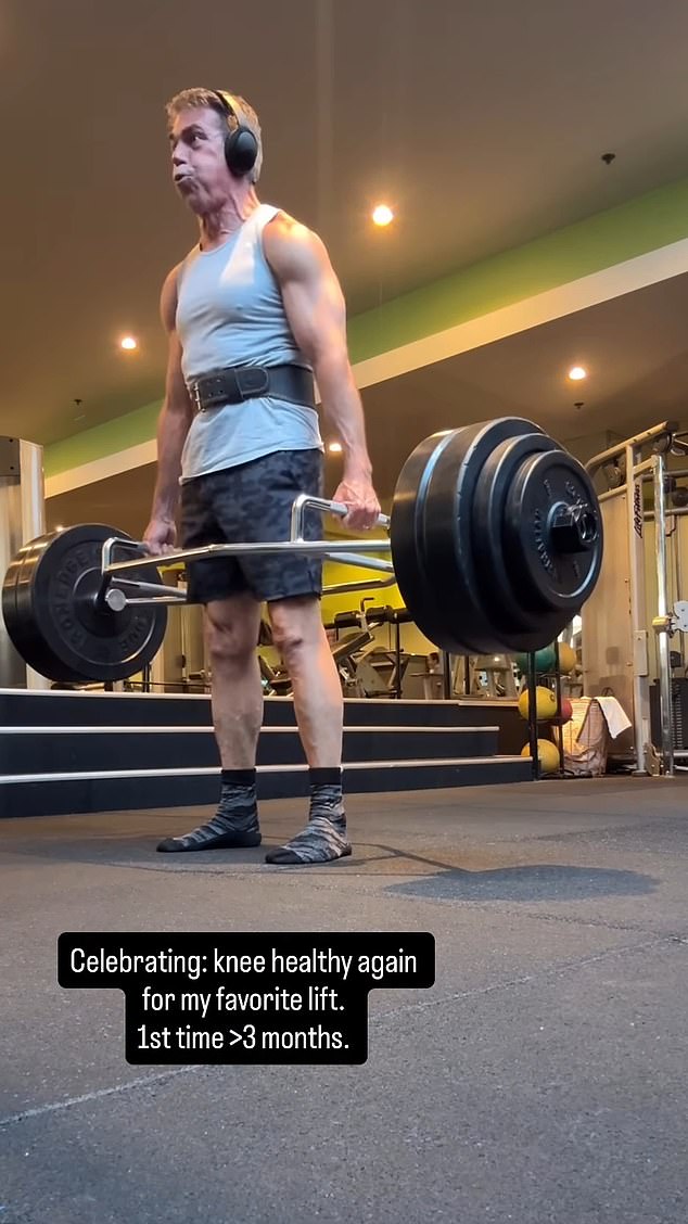 Long-time ESPN host Chris Fowler stuns fans by deadlifting 360 pounds ...