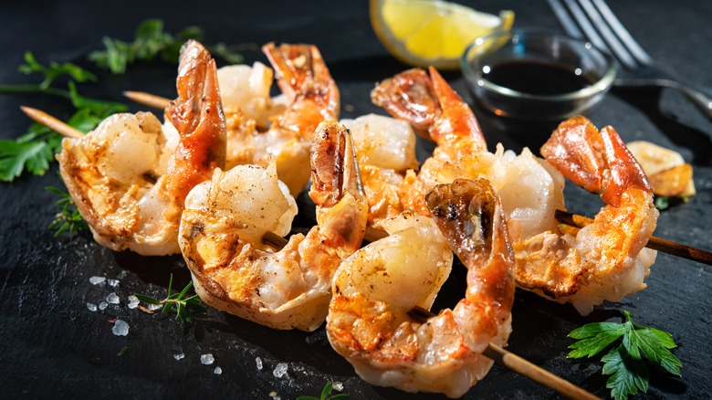 16 tips to make your shrimp taste so much better