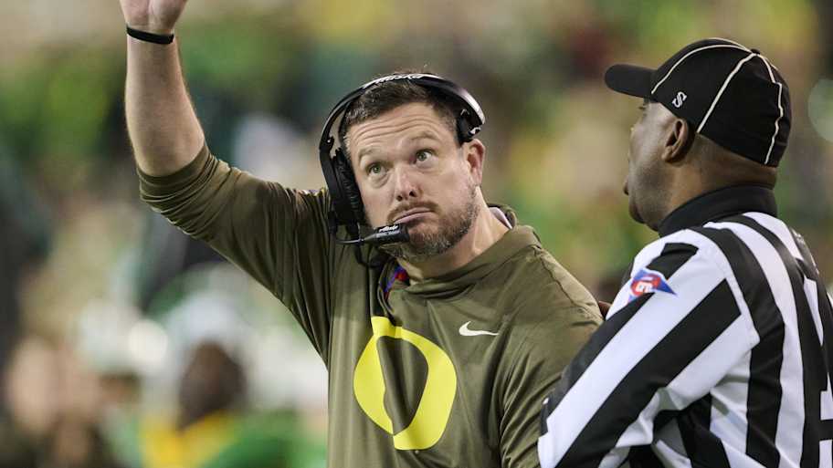 Oregon Ducks again rack up travel miles on 2026 football schedule