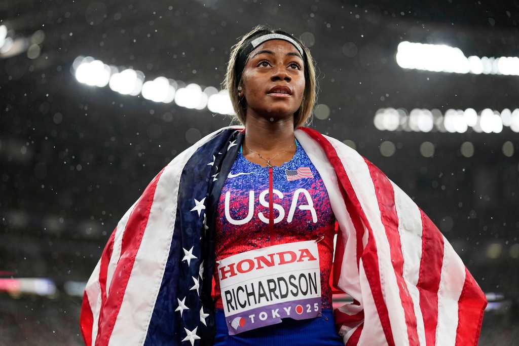 Olympic track star arrested in Florida for speeding, deputies say