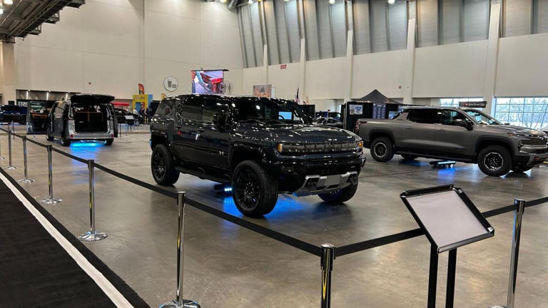 Michigan International Auto Show returns to Grand Rapids for 28th year