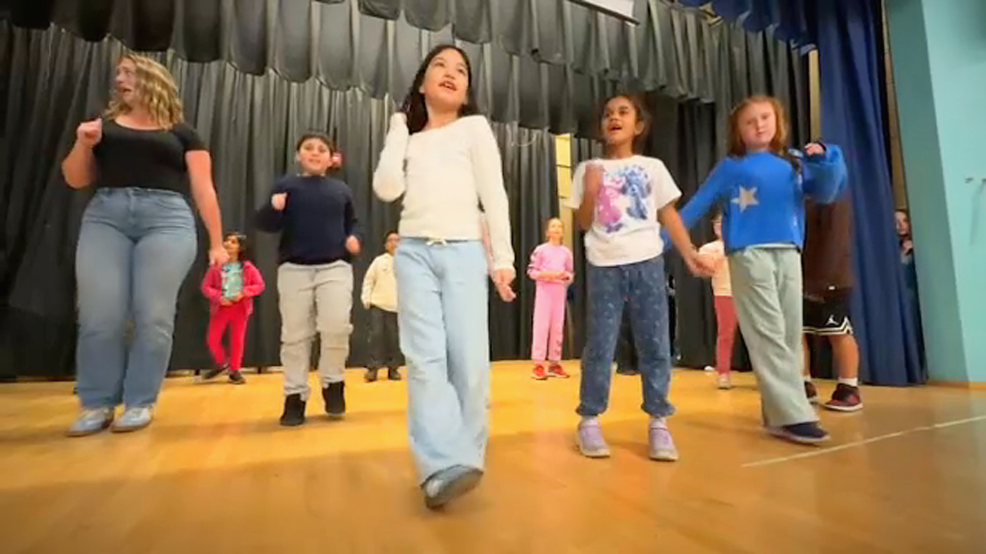 Disney taps Sherman Oaks school for new program connecting students ...