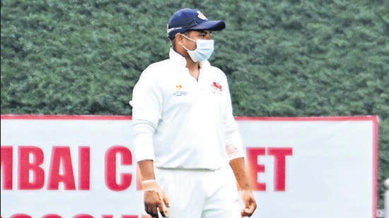 Masks on a cricket field expose the reality of city’s air pollution