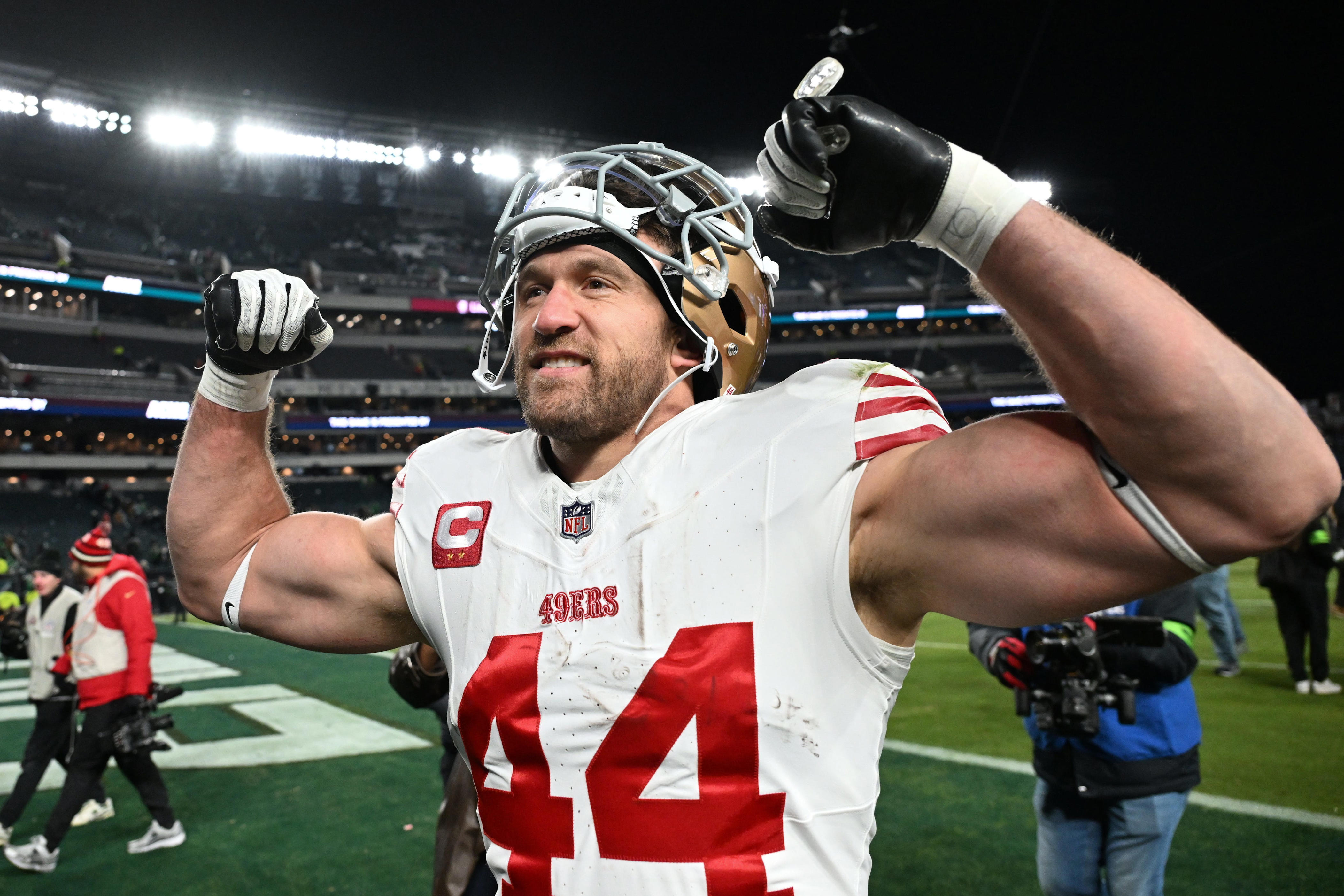 49ers 3-time All-Pro wants team to investigate electrical substation