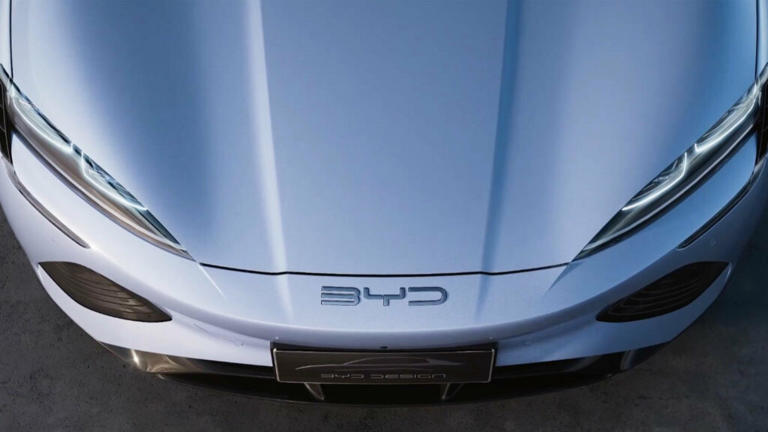 A $9,500 hatch stole Tesla’s best-seller crown in China