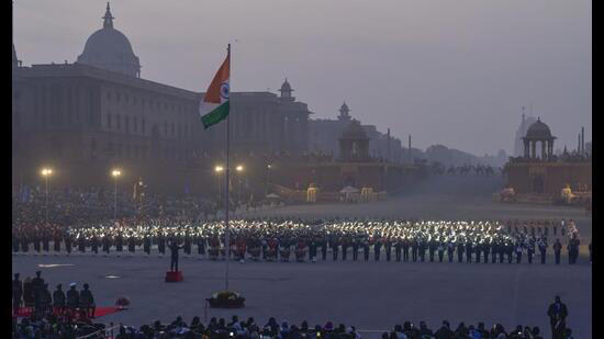 Vijay Chowk rings with music for Beating Retreat ceremony
