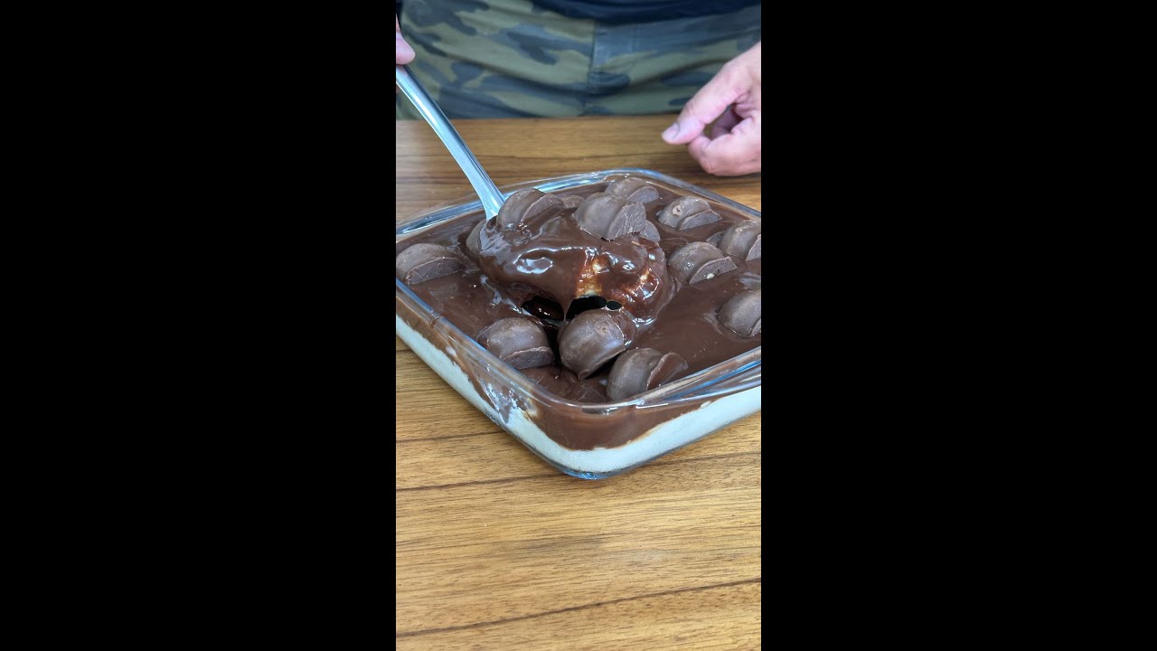 Sobremesa de chocolate e leite em camadas: receita fácil e sem forno!