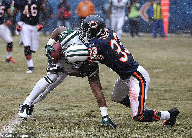 Ex-NFL star who swapped football for FBI quits over ICE raids with ...