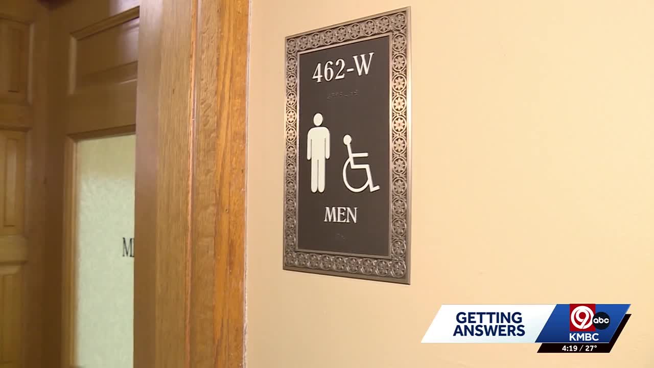 Kansas bathroom, driver's license bill could change access for ...